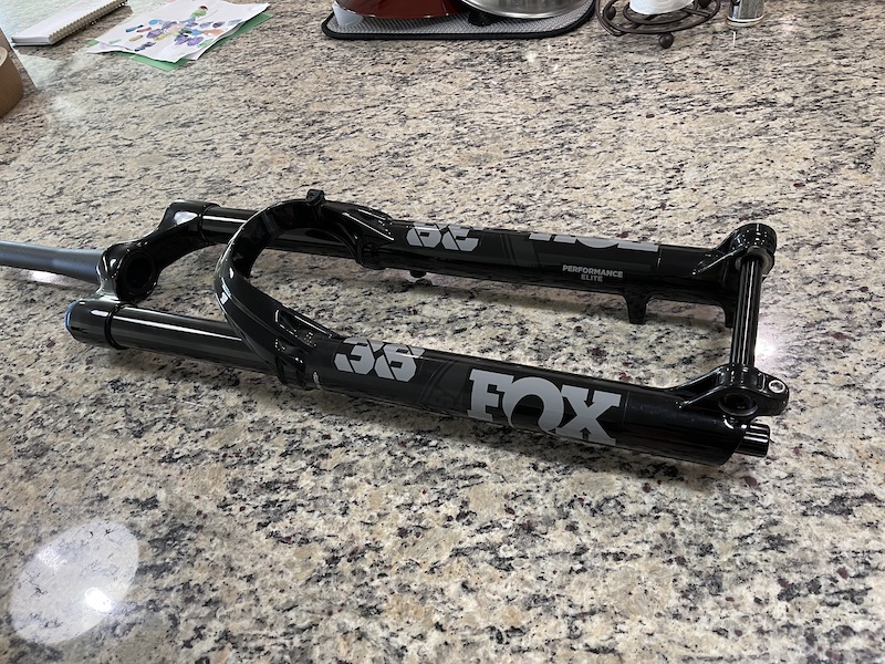 2021 Fox Performance Elite Series 38 FLOAT 29” 170mm For Sale