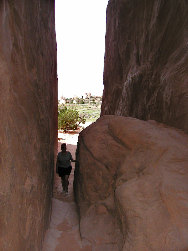 Sand Dune Arch Hiking Route | Trailforks