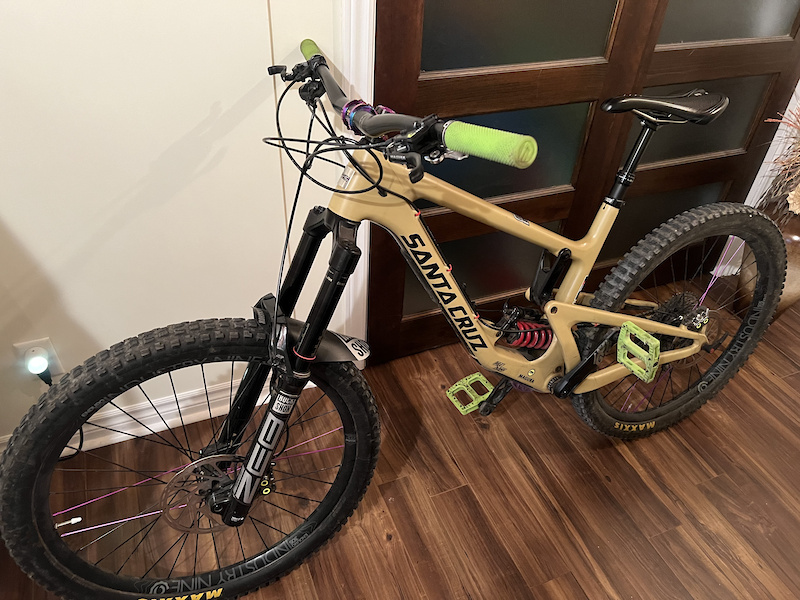 2018 Mint Custom Nomad V4 ***PRICE DROP*** For Sale