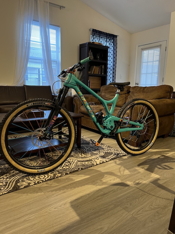 2018 Evil The Calling Angry Dolphin Color Large For Sale