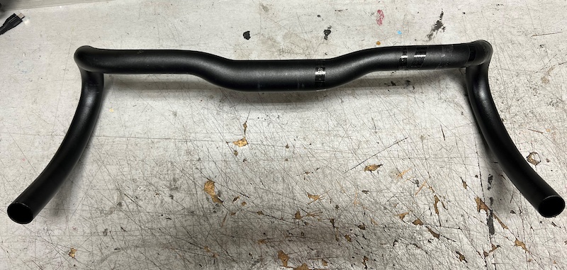 2021 Specialized Adventure Gear Hover 42cm For Sale