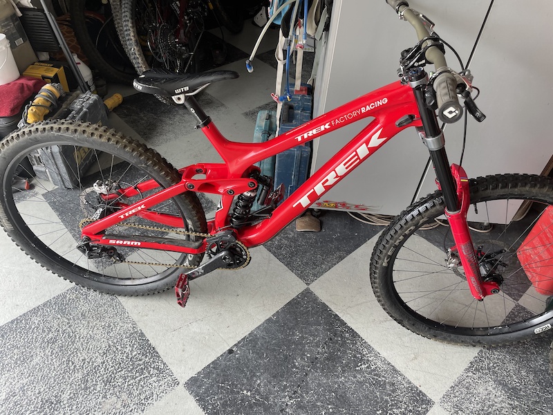 2021 Trek Factory Racing session downhill bike For Sale