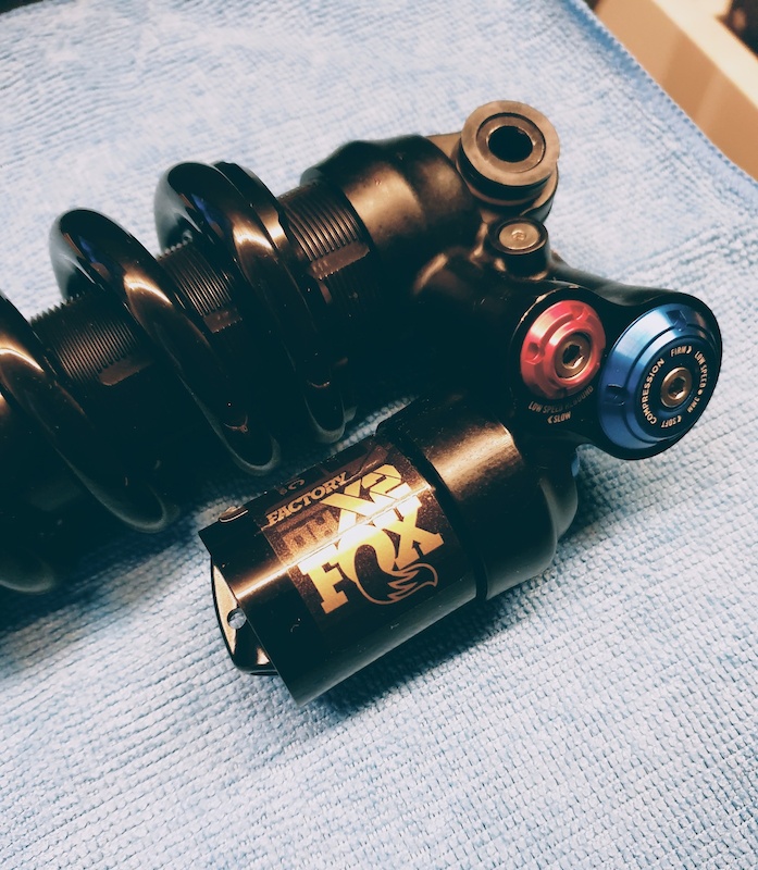 2021 New - Fox DHX2 Performance Elite Shock + 2 Springs For Sale