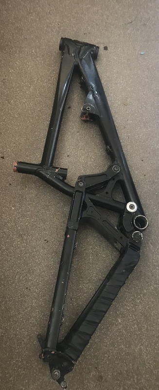 2009 Rare cove shocker DH frame with shock For Sale