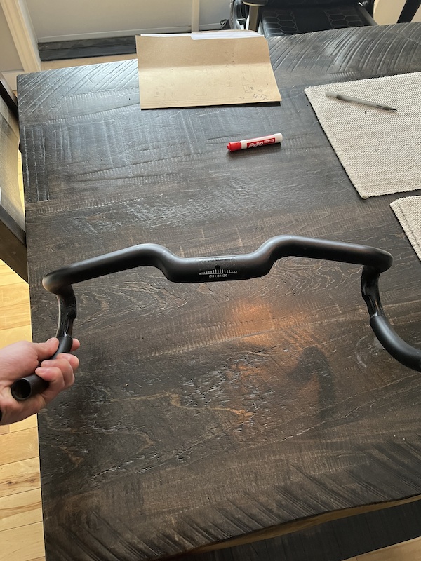 2021 Carbon M shape bar 420mm For Sale