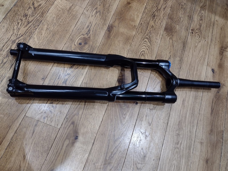 2019 Fox 36 performance elite grip 2, 27.5, 170mm forks For Sale