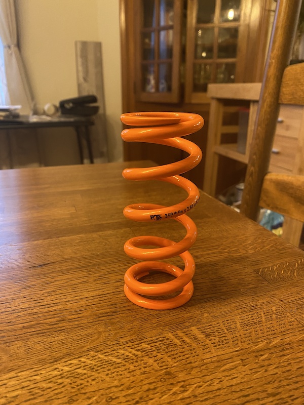 2022 Fox SLS light weight spring 350lb 2.65in/67mm For Sale