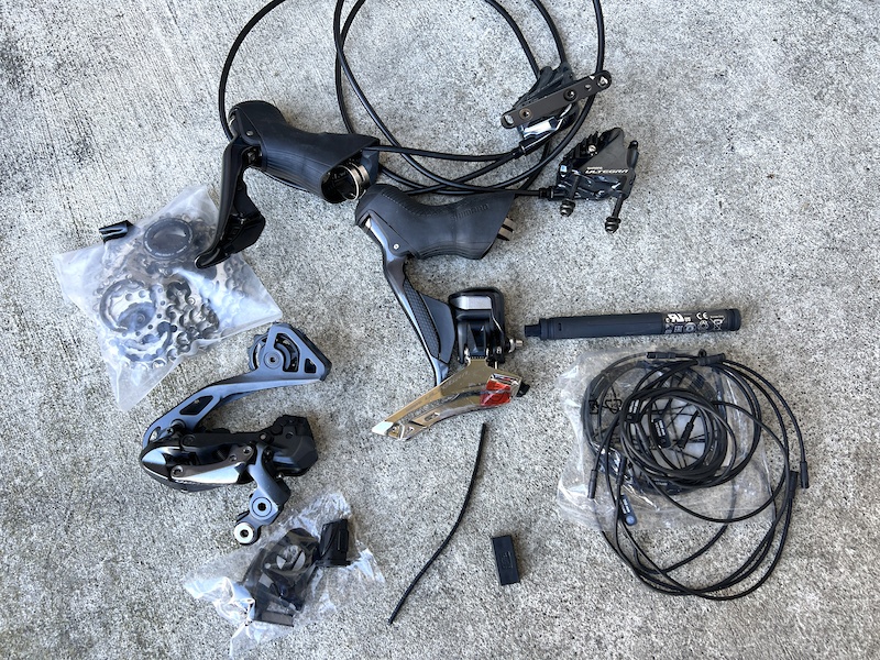 2020 Shimano Ultegra R8070 Di2 Disc Groupset For Sale