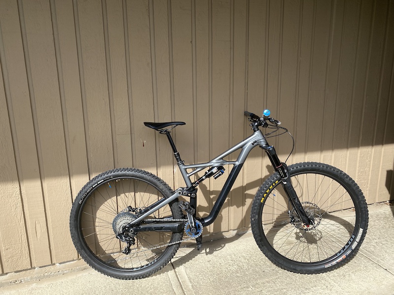 2017 specialized enduro comp 29. Medium For Sale