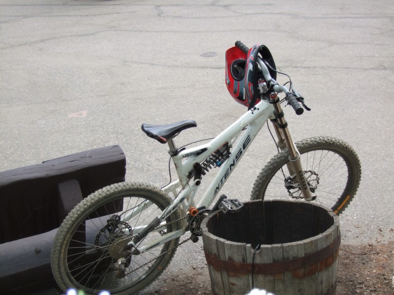 post your intense uzzi vpx - Pinkbike Forum
