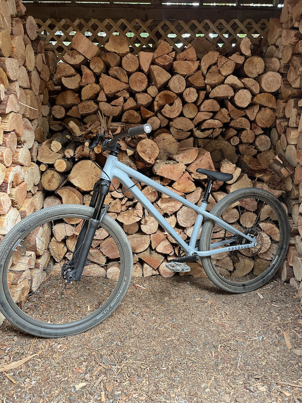 2021 Commencal Absolut - Brand New! For Sale