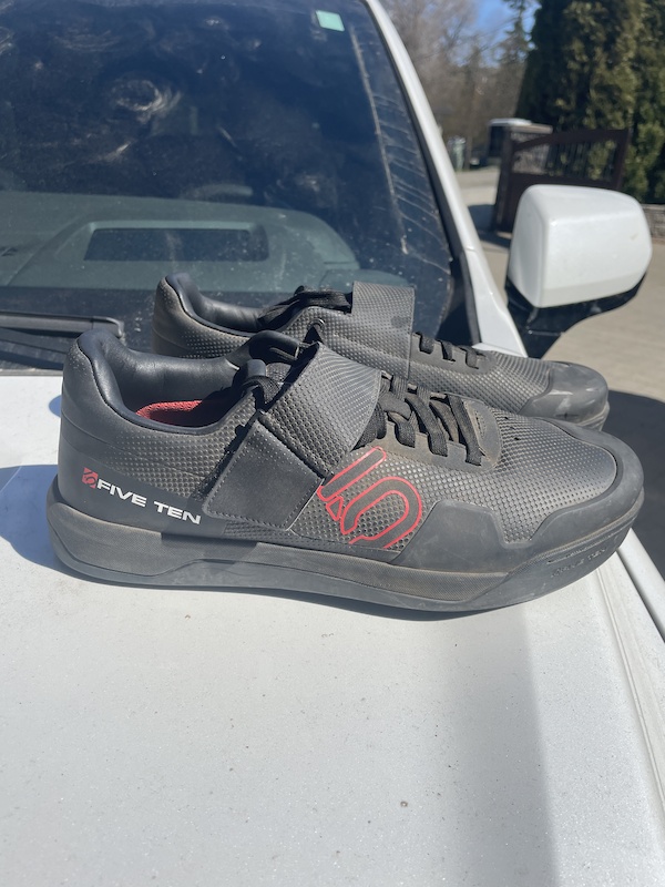 2021 5/10 Hellcat Shoes Clipless Sz14 For Sale