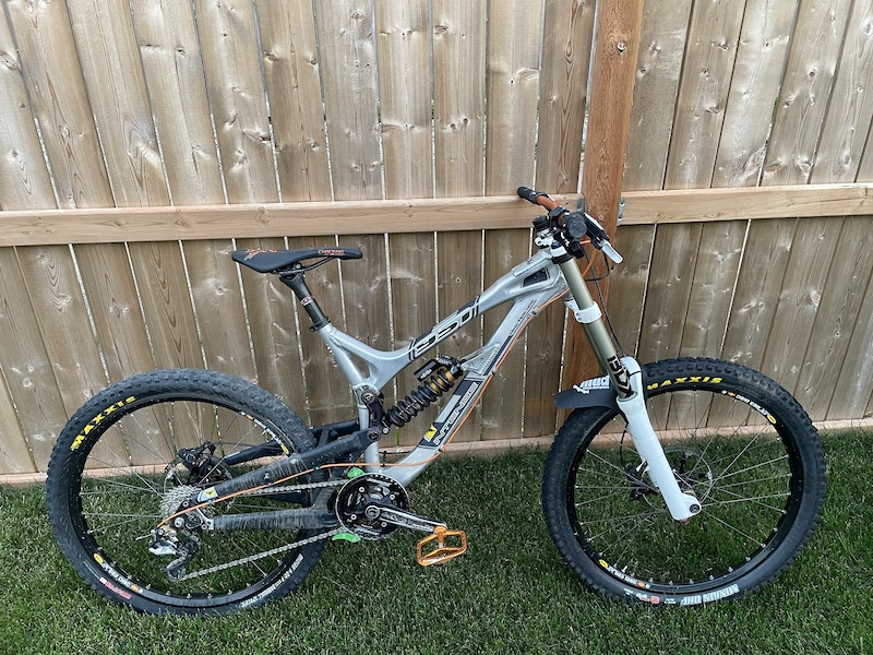 2012 Intense 951 DH Bike For Sale