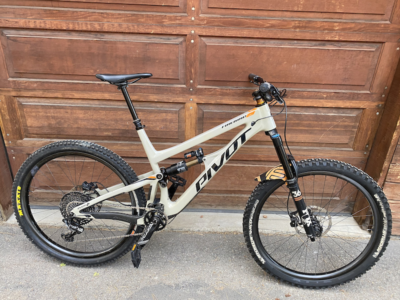 2019 Pivot Firebird For Sale