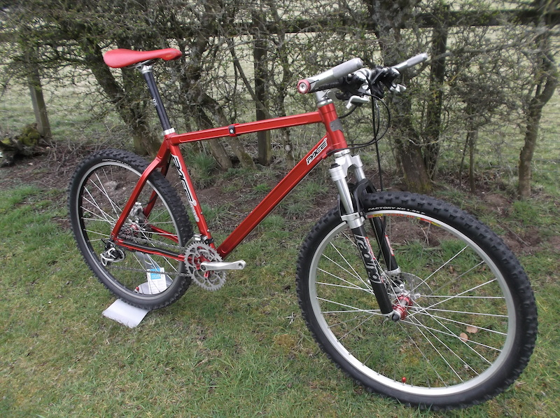 PACE RC200 F8 Team 18" 2000 Hope RC36 EVOIII HOPE For Sale