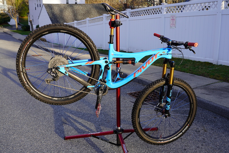 2017 Pivot Switchblade V1 For Sale