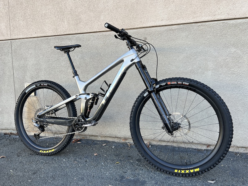 2021 Trek Slash 9.9 Project One For Sale