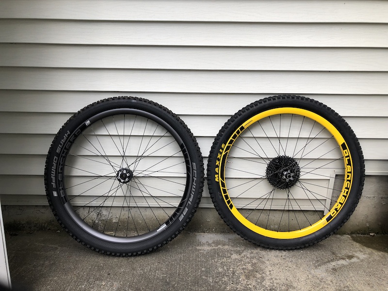 27.5 28mm internal wheels w/ almost new tires For Sale