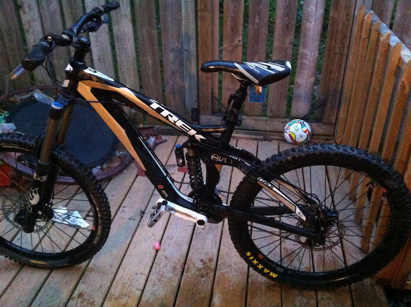 2015 TREK Scratch For Sale