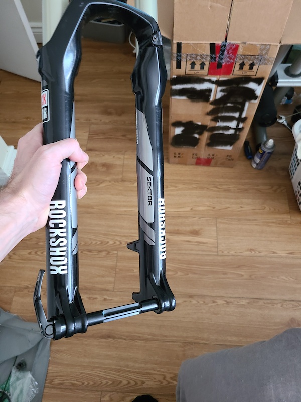 Rockshox sektor 140mm 27.5 Non boost For Sale
