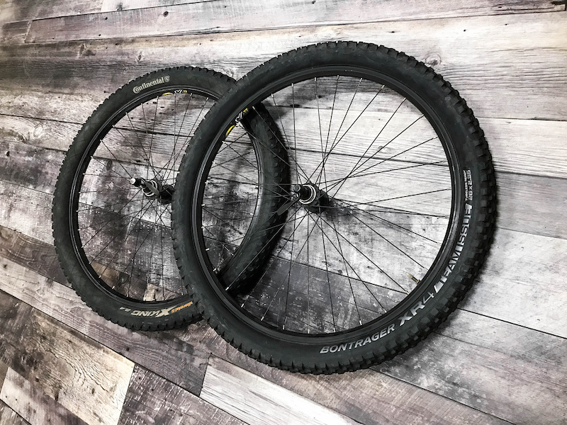 2007 Shimano / Mavic 117 Centerlock 135X10R / 9X100F For Sale