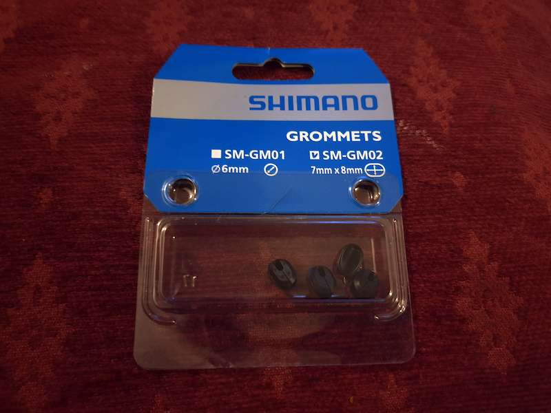 Shimano Di2 Frame Grommets SM-GM02 Oval 7x8mm - 4 Pk For Sale