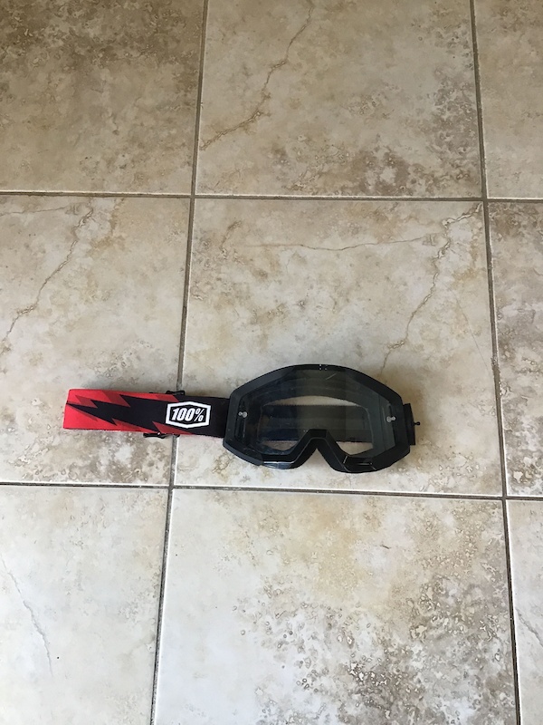 100% goggle For Sale