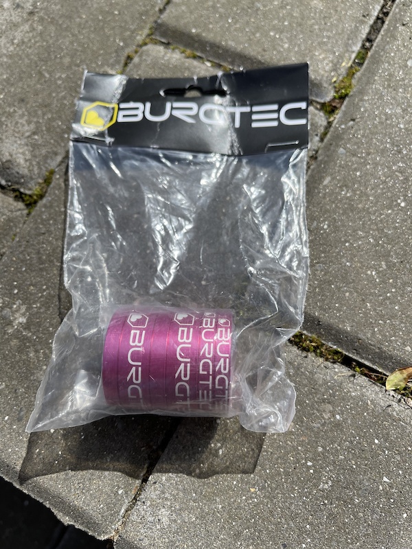 2022 Burgtec Headset spacers Toxic Barbie For Sale