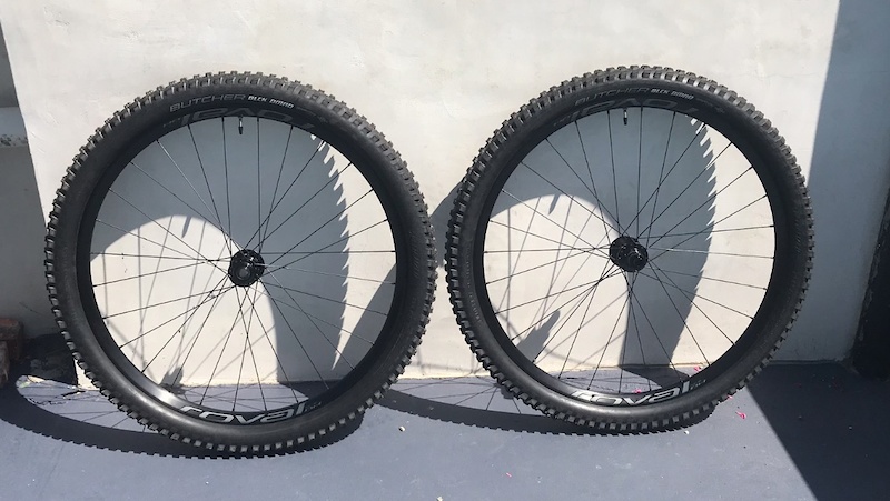 2020 Roval DH 29 wheel set with specialized downhill tires For Sale