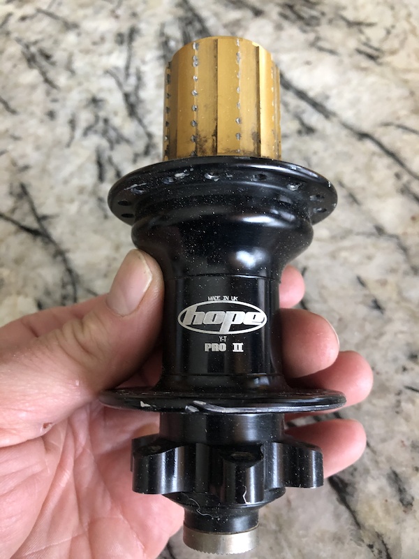 Used- Hope Pro 2 rear hub 135mm 12mm Thro For Sale
