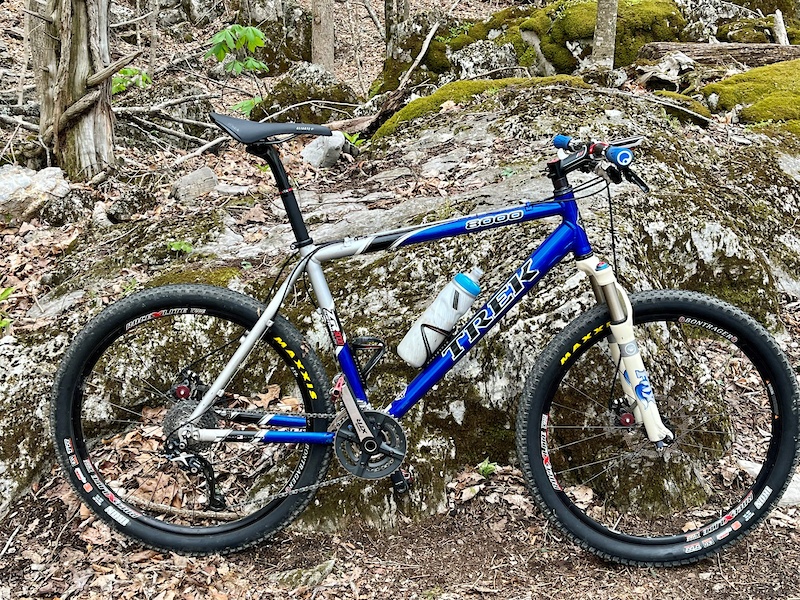 2002 2003 2004 2005 Trek 19.5" 8000/8500 frame/bike For Sale