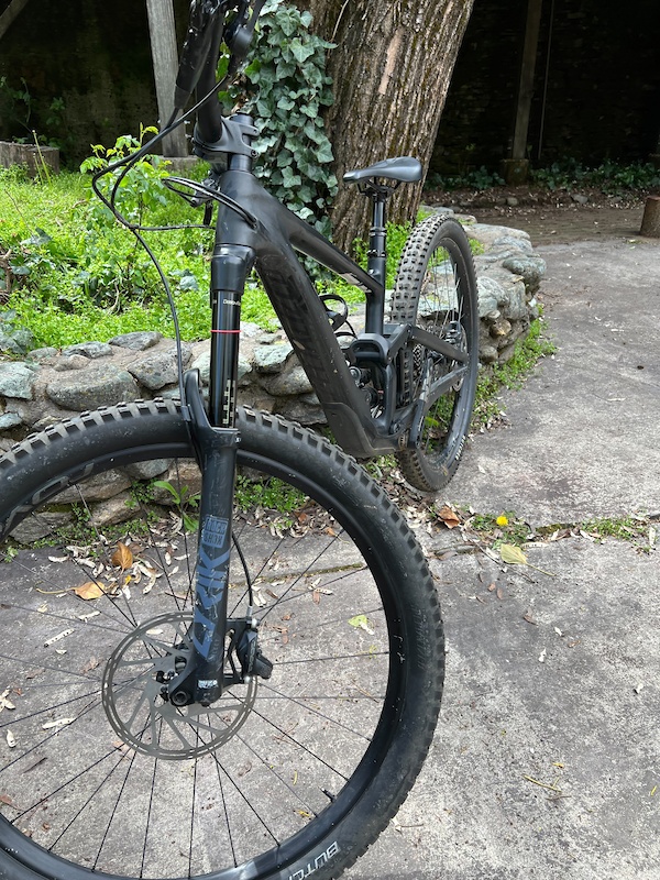 2020 Specialized Enduro comp size S2 For Sale
