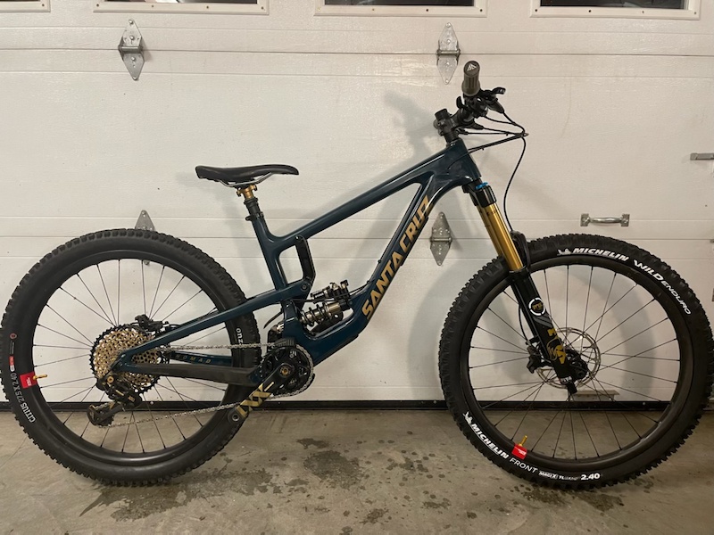 2019 Santa Cruz nomad custom For Sale