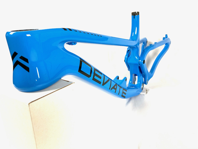 2020 Deviate Highlander 140mm Frameset Medium For Sale