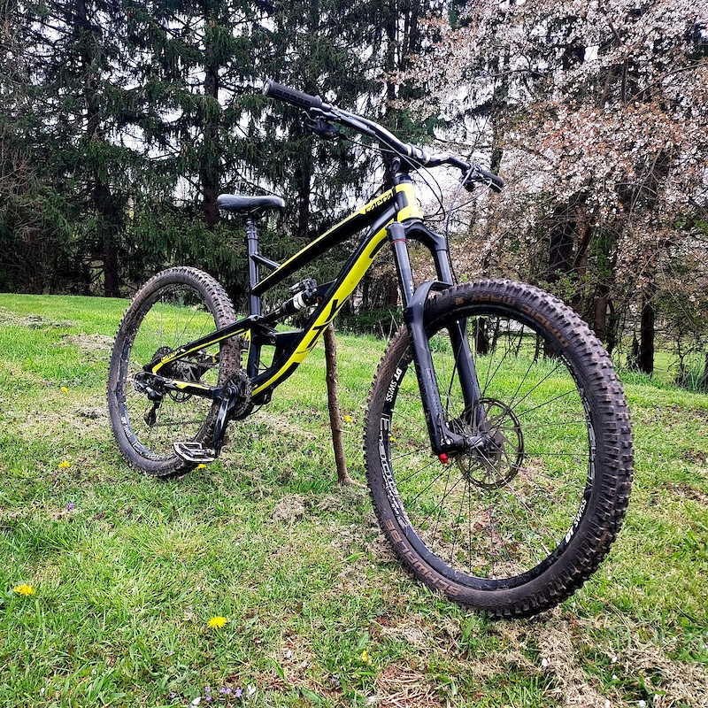 2017 YT CAPRA 27.5" Size large For Sale