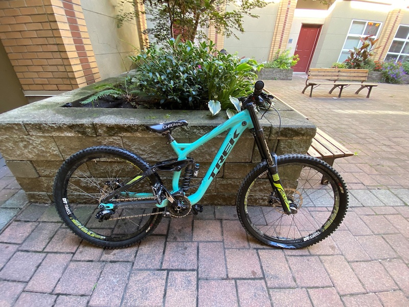 2016 Trek Session DH (Small) For Sale