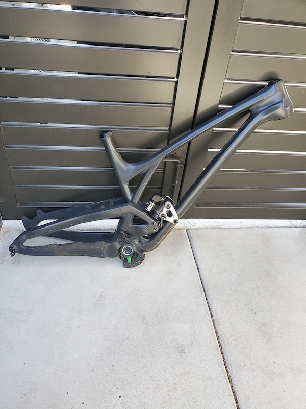 2022 Evil Offering with EXT Shock, Cascade Link, Spares For Sale