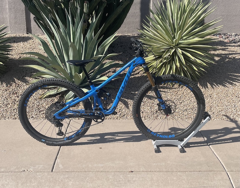 2020 Pivot Switchblade Extra Small For Sale