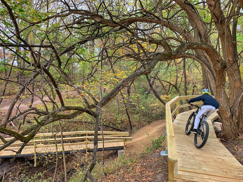 Intermediate Flow Trail Mountain Biking Trail - Coralville