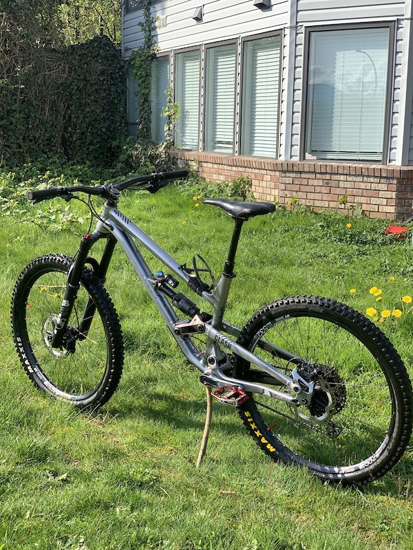 2021 Commencal clash essential size m For Sale