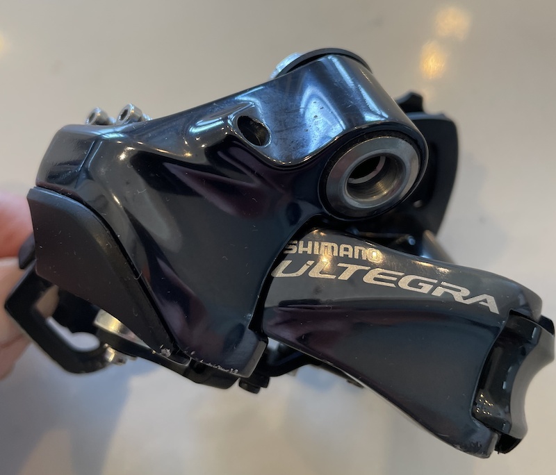 Shimano Ultegra Di2 6870 Rear Derailleur For Sale