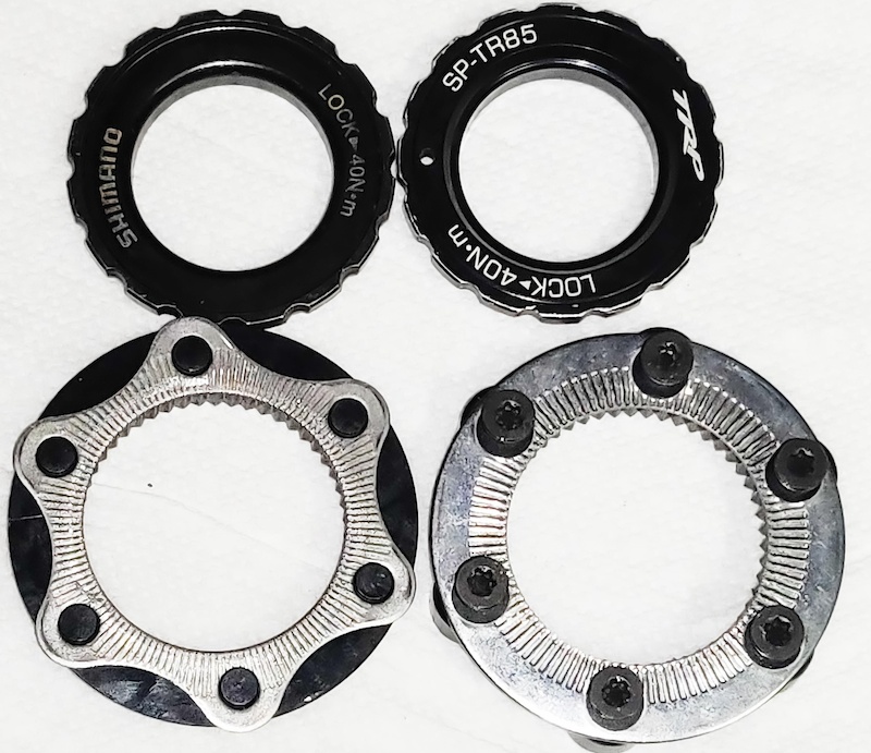 2020 Pair of Centerlock to 6-bolt Adapters For Sale