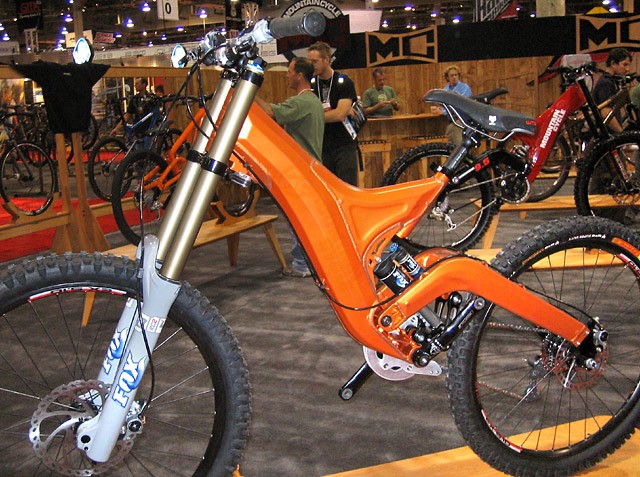 shockwave 9.5 sl at mountain cycle in Dolbeau, Quebec, Canada - photo ...