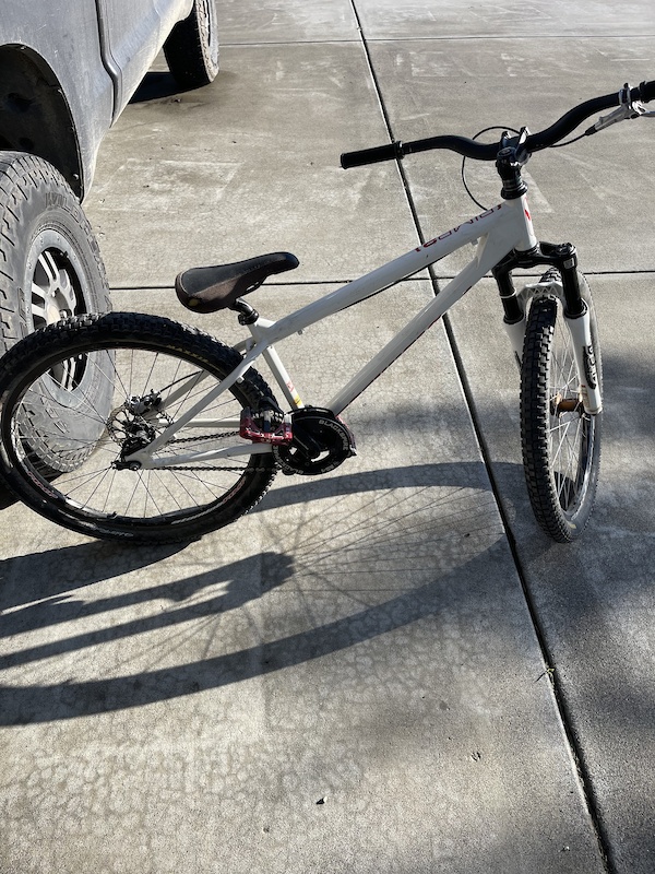 Atom Lab Pimp 2 Dirtjumper For Sale