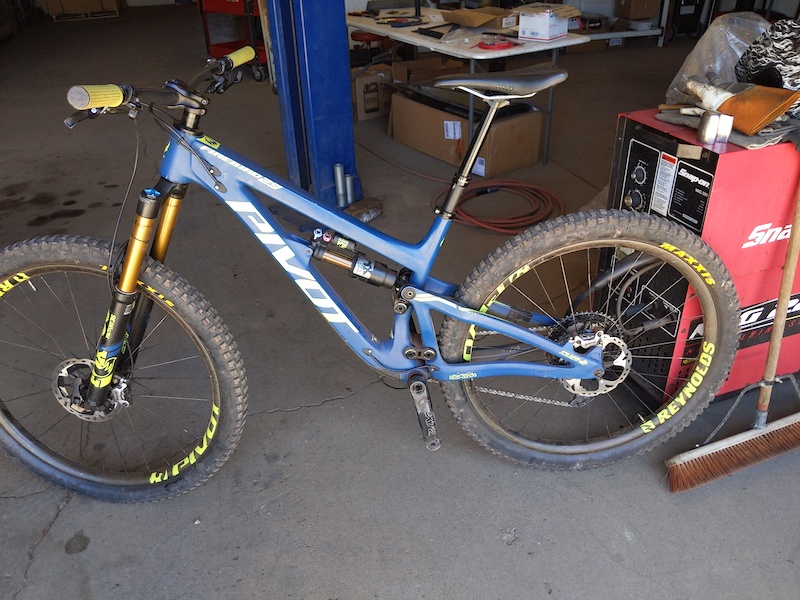 2019 PIVOT FIREBIRD 29er For Sale