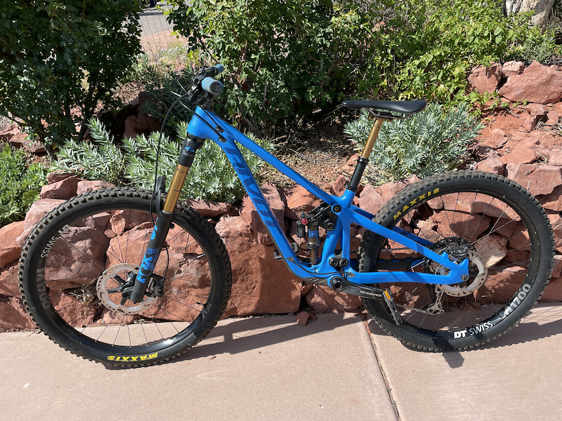 2021 Pivot Switchblade 27.5 Pro XT/XTR For Sale