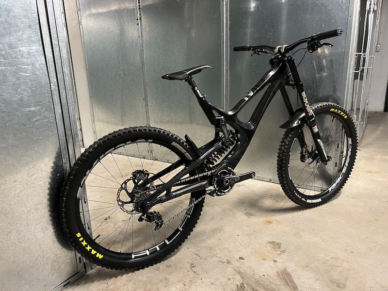 2017 Intense M16C Pro Large For Sale