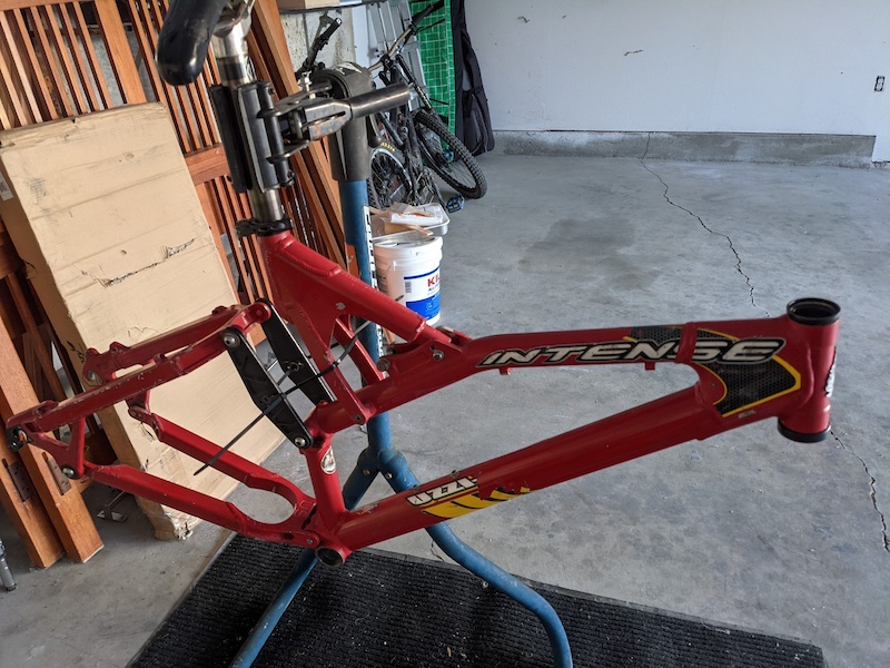 Intense Uzzi SLX frame only Medium 1st generation For Sale