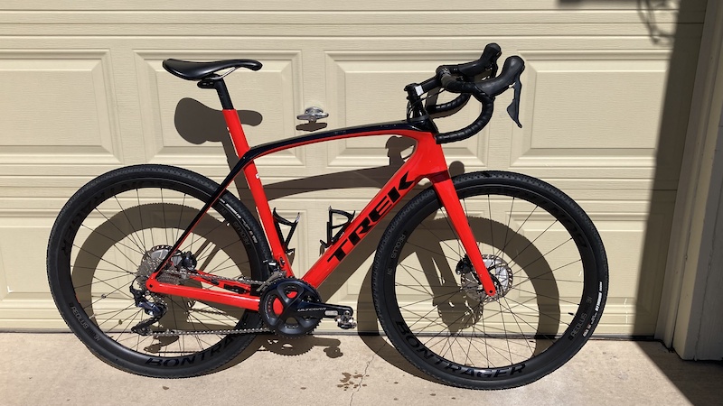 2020 Trek Domane SL6 56cm / Large For Sale