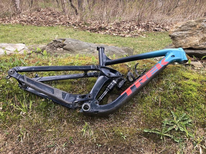 2021 Trek slash frame m/l 18” For Sale
